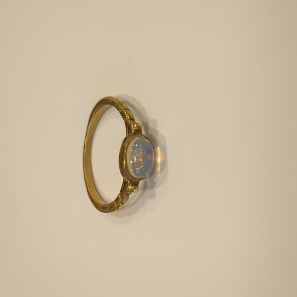 Jewelry | Moonstone Style Gold Color Ring | Poshmark